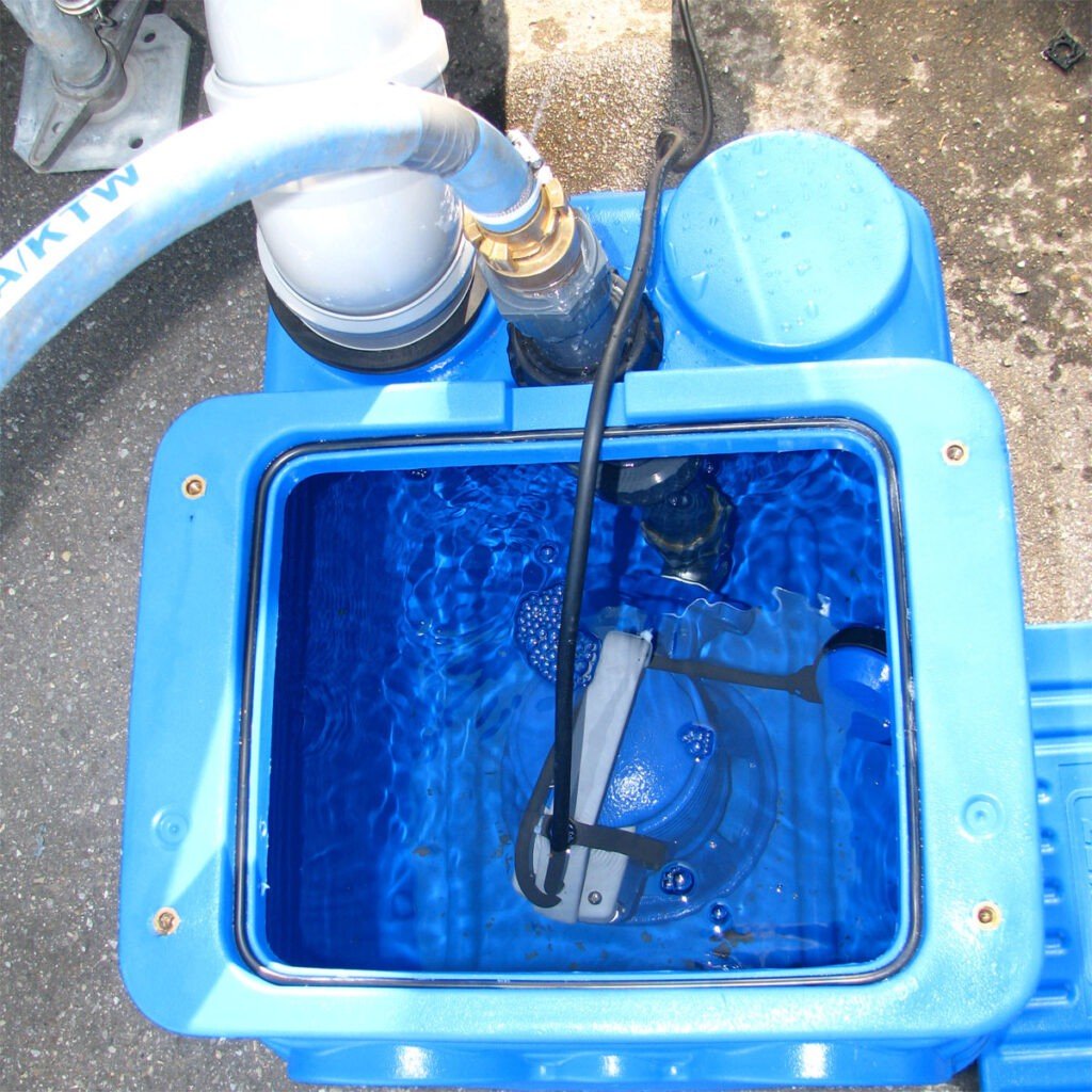 Afvalwater blue box 150 Ltr. pomp - vermaler unit tbv toilet ...